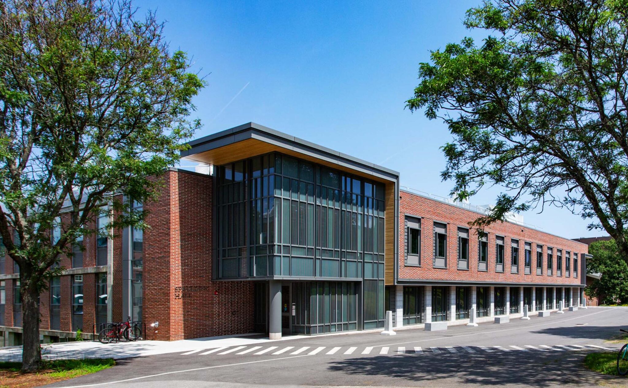 University of New Hampshire - Ellenzweig